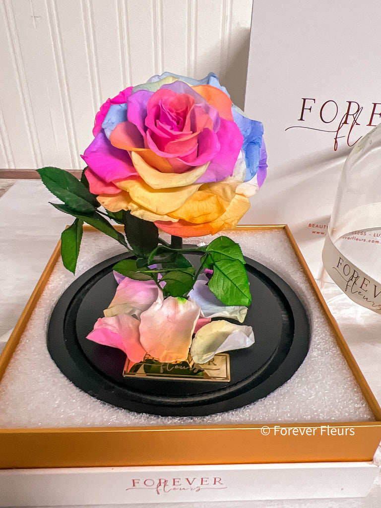 Forever Rose Dome - Midi Green | luxury bespoke rose gift boxes